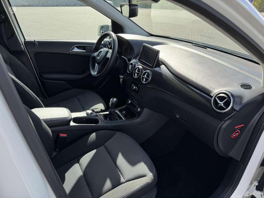 Balts Mercedes-Benz B 180 2012 Telšiai, ar dzinēja tilpumu 1.80 L un nobraukumu 250 tūkst. km par 4300 €, foto 19 vietnē AUTOMOTO.COM.LV