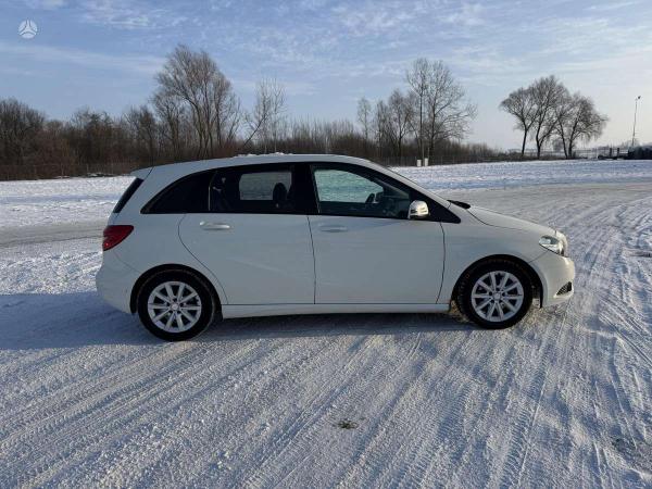 Balts Mercedes-Benz B 180 2013 Marijampole, ar dzinēja tilpumu 1.46 L un nobraukumu 290 tūkst. km par 2650 €, foto 7 vietnē AUTOMOTO.COM.LV