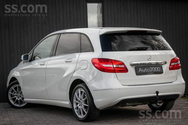 White Mercedes-Benz B 180 2013 in Tukums, with an engine capacity of 1.80 L and mileage of 275 thousand km for 8490 €, photo 7 on AUTOMOTO.COM.LV