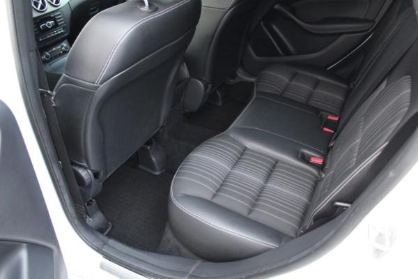 Balts Mercedes-Benz B 180 2013 Rīga, ar dzinēja tilpumu 1.80 L un nobraukumu 306 tūkst. km par 6999 €, foto 2 vietnē AUTOMOTO.COM.LV