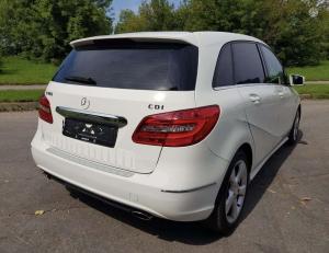 White Mercedes-Benz B 180 2013 in Siauliai, with an engine capacity of 1.46 L and mileage of 192 thousand km for 6650 €, photo 5 on AUTOMOTO.COM.LV
