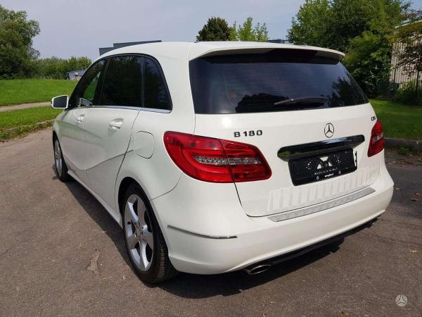 Balts Mercedes-Benz B 180 2013 Šauļi, ar dzinēja tilpumu 1.46 L un nobraukumu 192 tūkst. km par 6650 €, foto 6 vietnē AUTOMOTO.COM.LV
