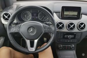 White Mercedes-Benz B 180 2013 in Siauliai, with an engine capacity of 1.46 L and mileage of 192 thousand km for 6650 €, photo 15 on AUTOMOTO.COM.LV