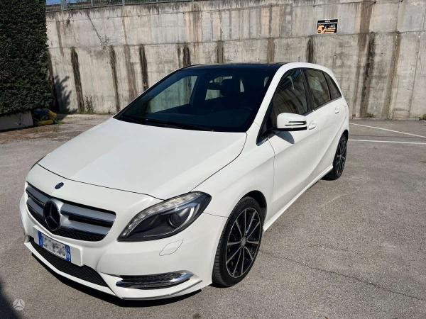 Balts Mercedes-Benz B 180 2013 Jurbarkas, ar dzinēja tilpumu 1.80 L un nobraukumu 242 tūkst. km par 6700 €, foto 1 vietnē AUTOMOTO.COM.LV
