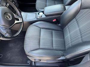 White Mercedes-Benz B 180 2013 in Jurbarkas, with an engine capacity of 1.80 L and mileage of 242 thousand km for 6700 €, photo 12 on AUTOMOTO.COM.LV