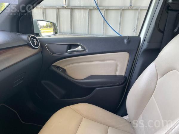 Balts Mercedes-Benz B 180 2014 Rīga, ar dzinēja tilpumu 1.80 L un nobraukumu 308 tūkst. km par 7450 €, foto 8 vietnē AUTOMOTO.COM.LV
