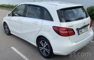 Balts Mercedes-Benz B 180 2015 Rīga, ar dzinēja tilpumu 1.50 L un nobraukumu 160 tūkst. km par 8750 €, foto 6 vietnē AUTOMOTO.COM.LV