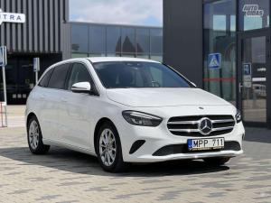 White Mercedes-Benz B 180 2019 in Siauliai, with an engine capacity of 1.50 L and mileage of 189 thousand km for 14900 €, photo 2 on AUTOMOTO.COM.LV