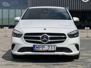 White Mercedes-Benz B 180 2019 in Siauliai, with an engine capacity of 1.50 L and mileage of 189 thousand km for 14900 €, photo 3 on AUTOMOTO.COM.LV