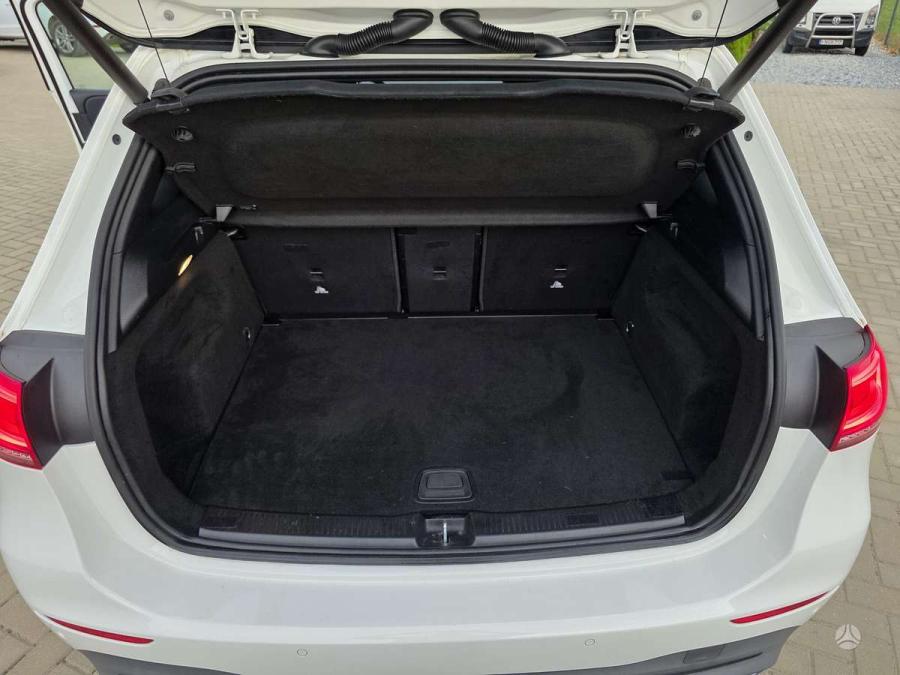 Balts Mercedes-Benz B 180 2019 Viļņa, ar dzinēja tilpumu 1.80 L un nobraukumu 42 tūkst. km par 16500 €, foto 21 vietnē AUTOMOTO.COM.LV