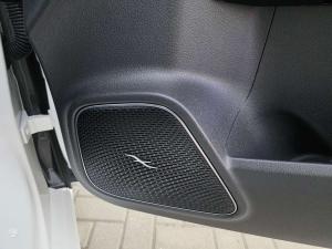 Balts Mercedes-Benz B 180 2019 Viļņa, ar dzinēja tilpumu 1.80 L un nobraukumu 42 tūkst. km par 16500 €, foto 26 vietnē AUTOMOTO.COM.LV
