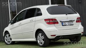 Balts Mercedes-Benz B 180 2011 Rīga, ar dzinēja tilpumu 2.00 L un nobraukumu 247 tūkst. km par 3750 €, foto 5 vietnē AUTOMOTO.COM.LV