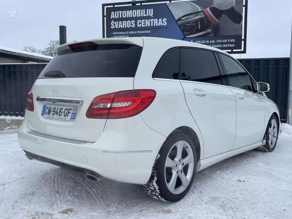 Balts Mercedes-Benz B 180 2012 Tauragė, ar dzinēja tilpumu 1.80 L un nobraukumu 280 tūkst. km par 5700 €, foto 4 vietnē AUTOMOTO.COM.LV