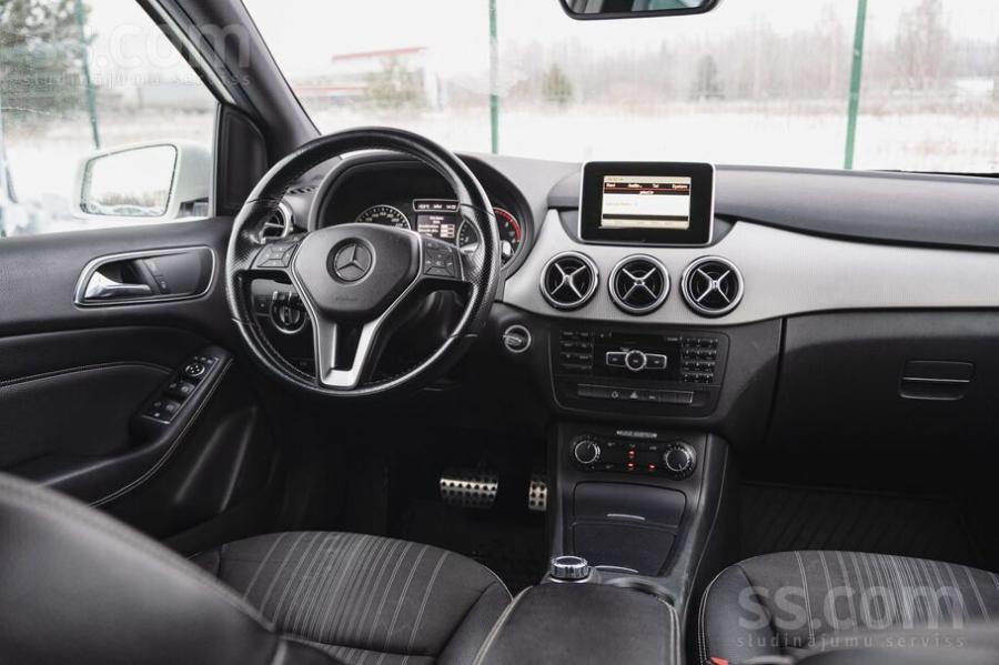 Balts Mercedes-Benz B 180 2013 Rīga, ar dzinēja tilpumu 1.80 L un nobraukumu 221 tūkst. km par 6990 €, foto 11 vietnē AUTOMOTO.COM.LV