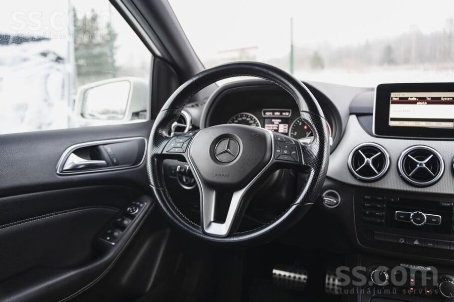 Balts Mercedes-Benz B 180 2013 Rīga, ar dzinēja tilpumu 1.80 L un nobraukumu 221 tūkst. km par 6990 €, foto 12 vietnē AUTOMOTO.COM.LV