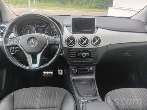 Balts Mercedes-Benz B 180 2014 Rīga, ar dzinēja tilpumu 1.50 L un nobraukumu 200 tūkst. km par 7990 €, foto 15 vietnē AUTOMOTO.COM.LV