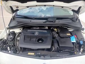 Balts Mercedes-Benz B 180 2014 Rīga, ar dzinēja tilpumu 1.50 L un nobraukumu 200 tūkst. km par 7990 €, foto 16 vietnē AUTOMOTO.COM.LV