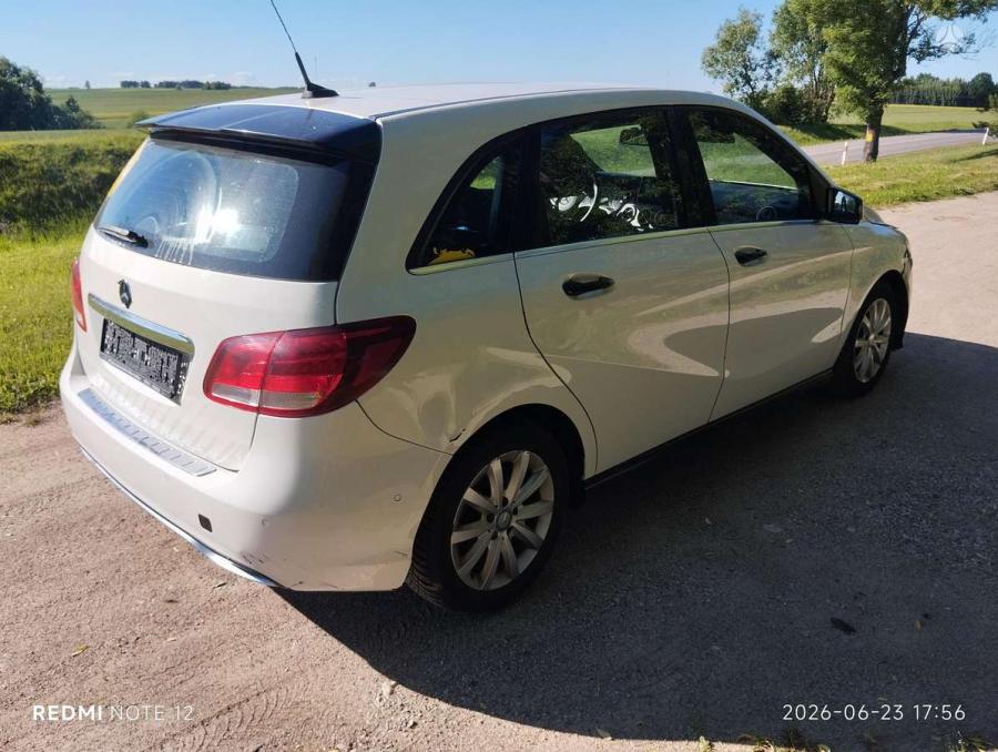 Balts Mercedes-Benz B 180 2016 Kelmė, ar dzinēja tilpumu 1.50 L un nobraukumu 380 tūkst. km par 3950 €, foto 6 vietnē AUTOMOTO.COM.LV
