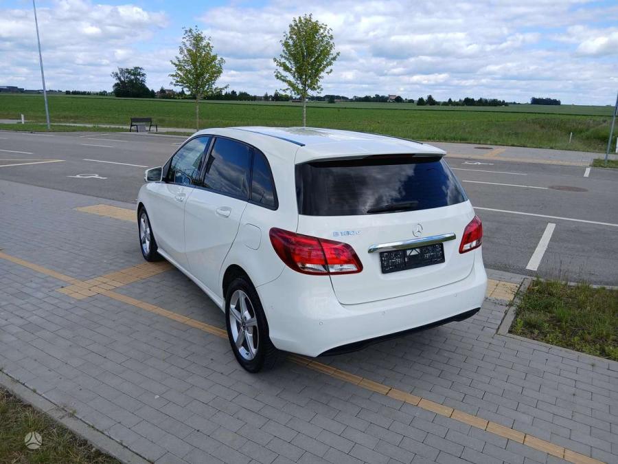 Balts Mercedes-Benz B 180 2016 Marijampole, ar dzinēja tilpumu 1.50 L un nobraukumu 229 tūkst. km par 7650 €, foto 13 vietnē AUTOMOTO.COM.LV