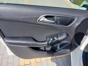 Balts Mercedes-Benz B 180 2016 Marijampole, ar dzinēja tilpumu 1.50 L un nobraukumu 229 tūkst. km par 7650 €, foto 41 vietnē AUTOMOTO.COM.LV