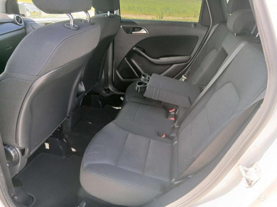 White Mercedes-Benz B 180 2016 in Marijampole, with an engine capacity of 1.50 L and mileage of 229 thousand km for 7650 €, photo 44 on AUTOMOTO.COM.LV