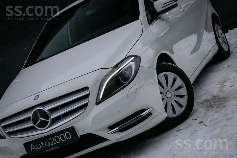 White Mercedes-Benz B 180 2013 in Tukums, with an engine capacity of 2.00 L and mileage of 275 thousand km for 8490 €, photo 7 on AUTOMOTO.COM.LV