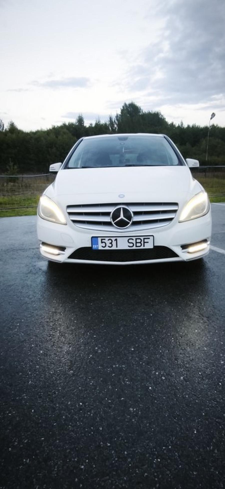 Balts Mercedes-Benz B 180 2014 Jehvi, ar dzinēja tilpumu 1.50 L un nobraukumu 312 tūkst. km par 7500 €, foto 14 vietnē AUTOMOTO.COM.LV
