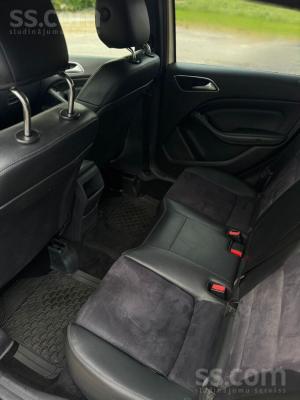 Dzeltens Mercedes-Benz B 180 2012 Rīga, ar dzinēja tilpumu 1.80 L un nobraukumu 283 tūkst. km par 4200 €, foto 7 vietnē AUTOMOTO.COM.LV