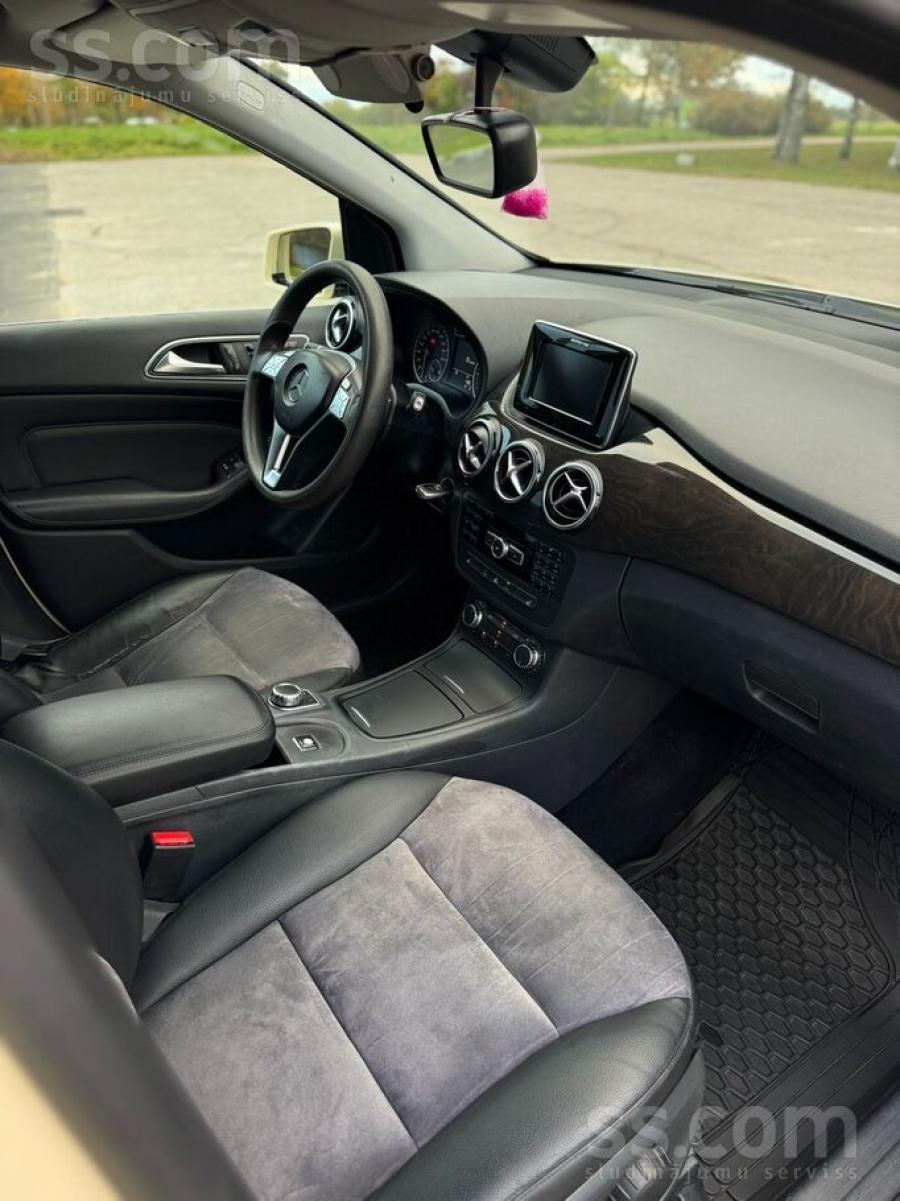 Dzeltens Mercedes-Benz B 180 2012 Rīga, ar dzinēja tilpumu 1.80 L un nobraukumu 283 tūkst. km par 4200 €, foto 8 vietnē AUTOMOTO.COM.LV