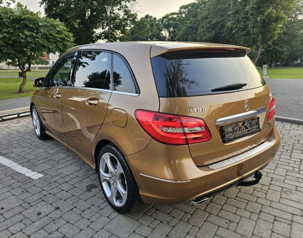 Dzeltens Mercedes-Benz B 180 2012 Kelmė, ar dzinēja tilpumu 1.80 L un nobraukumu 243 tūkst. km par 5300 €, foto 3 vietnē AUTOMOTO.COM.LV