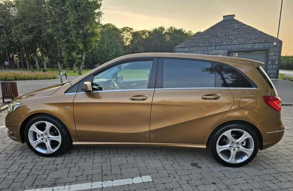 Dzeltens Mercedes-Benz B 180 2012 Kelmė, ar dzinēja tilpumu 1.80 L un nobraukumu 243 tūkst. km par 5300 €, foto 5 vietnē AUTOMOTO.COM.LV