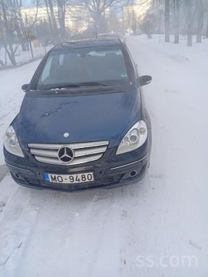 Melns Mercedes-Benz B 200 2006 Rīga, ar dzinēja tilpumu 2.00 L un nobraukumu 240 tūkst. km par 1700 €, foto  vietnē AUTOMOTO.COM.LV