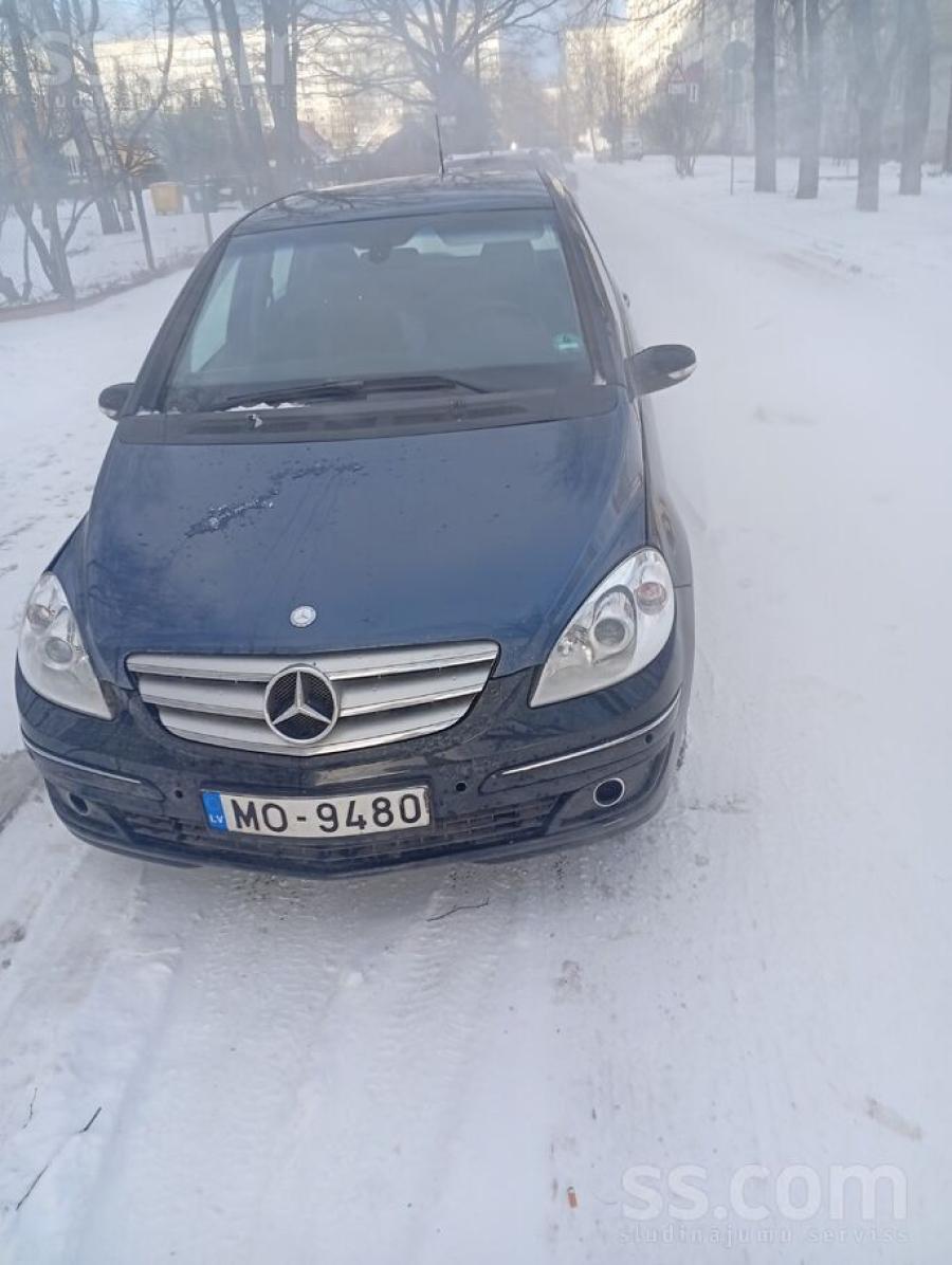 Melns Mercedes-Benz B 200 2006 Rīga, ar dzinēja tilpumu 2.00 L un nobraukumu 240 tūkst. km par 1700 €, foto 1 vietnē AUTOMOTO.COM.LV