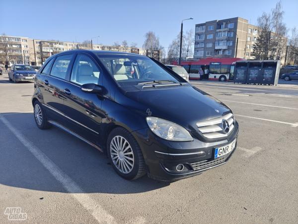 Black Mercedes-Benz B 200 2006 in Vilnius, with an engine capacity of 2.00 L and mileage of 285 thousand km for 2100 €, photo 9 on AUTOMOTO.COM.LV