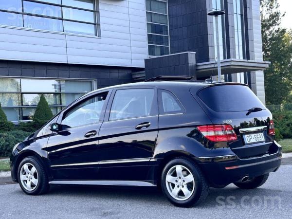 Melns Mercedes-Benz B 200 2006 Rīga, ar dzinēja tilpumu 2.00 L un nobraukumu 244 tūkst. km par 2250 €, foto 4 vietnē AUTOMOTO.COM.LV