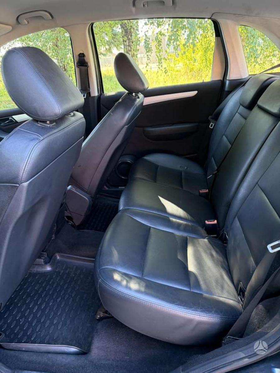 Melns Mercedes-Benz B 200 2006 Alīta, ar dzinēja tilpumu 1.99 L un nobraukumu 240 tūkst. km par 2600 €, foto 17 vietnē AUTOMOTO.COM.LV