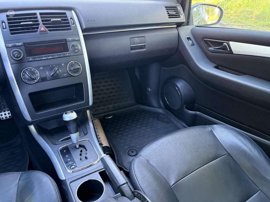 Melns Mercedes-Benz B 200 2006 Alīta, ar dzinēja tilpumu 1.99 L un nobraukumu 240 tūkst. km par 2600 €, foto 18 vietnē AUTOMOTO.COM.LV