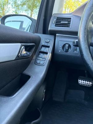 Melns Mercedes-Benz B 200 2006 Alīta, ar dzinēja tilpumu 1.99 L un nobraukumu 240 tūkst. km par 2600 €, foto 19 vietnē AUTOMOTO.COM.LV