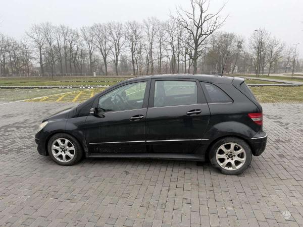 Black Mercedes-Benz B 200 2007 in Kaunas, with an engine capacity of 2.00 L and mileage of 245 thousand km for 1299 €, photo 7 on AUTOMOTO.COM.LV