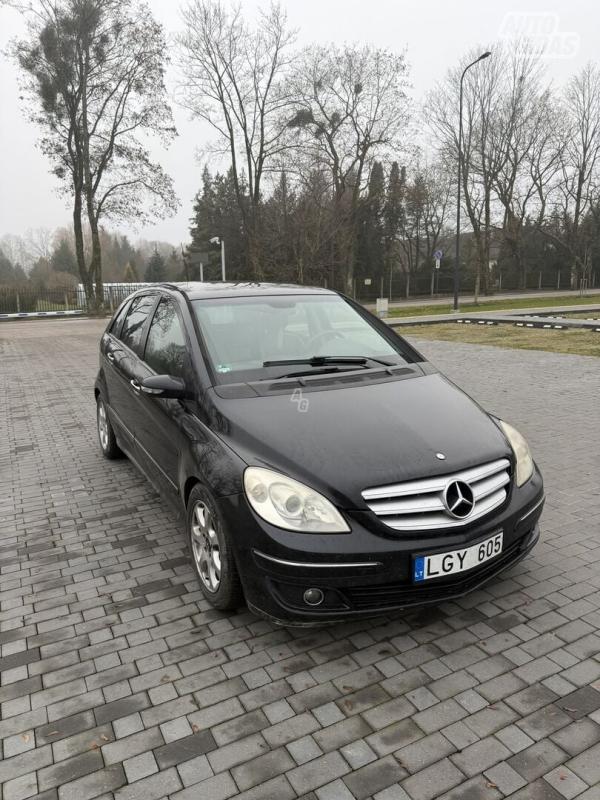 Melns Mercedes-Benz B 200 2007 Kauņa, ar dzinēja tilpumu 2.00 L un nobraukumu 245 tūkst. km par 1299 €, foto 1 vietnē AUTOMOTO.COM.LV