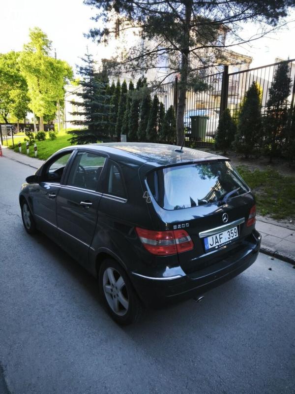 Black Mercedes-Benz B 200 2007 in Kaunas, with an engine capacity of 2.00 L and mileage of 240 thousand km for 999 €, photo 5 on AUTOMOTO.COM.LV