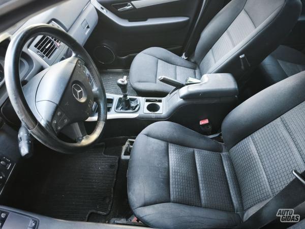 Black Mercedes-Benz B 200 2007 in Kaunas, with an engine capacity of 2.00 L and mileage of 240 thousand km for 999 €, photo 6 on AUTOMOTO.COM.LV