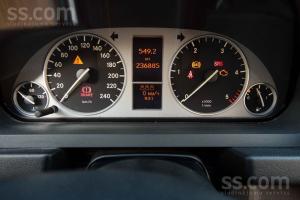 Black Mercedes-Benz B 200 2007 in Riga, with an engine capacity of 2.00 L and mileage of 237 thousand km for 2000 €, photo 12 on AUTOMOTO.COM.LV