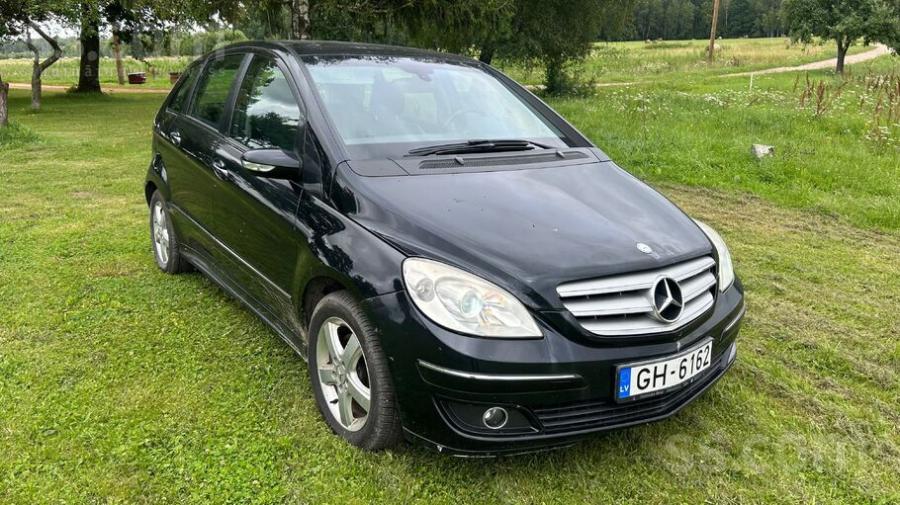Melns Mercedes-Benz B 200 2007 Liepāja, ar dzinēja tilpumu 2.00 L un nobraukumu 229 tūkst. km par 1090 €, foto 1 vietnē AUTOMOTO.COM.LV