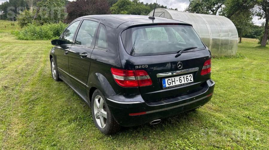 Melns Mercedes-Benz B 200 2007 Liepāja, ar dzinēja tilpumu 2.00 L un nobraukumu 229 tūkst. km par 1090 €, foto 4 vietnē AUTOMOTO.COM.LV
