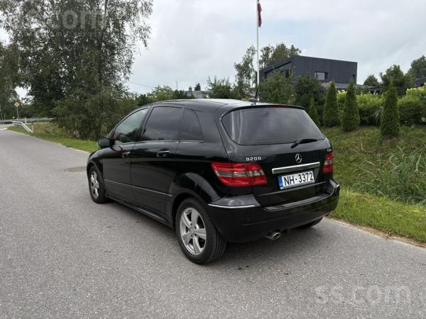 Melns Mercedes-Benz B 200 2007 Rīga, ar dzinēja tilpumu 2.00 L un nobraukumu 191 tūkst. km par 3250 €, foto 2 vietnē AUTOMOTO.COM.LV