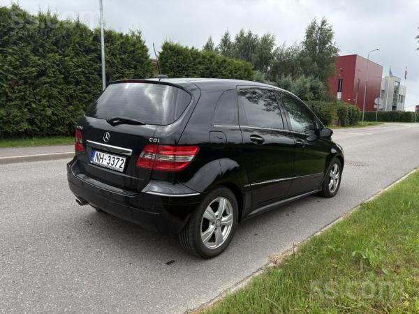 Melns Mercedes-Benz B 200 2007 Rīga, ar dzinēja tilpumu 2.00 L un nobraukumu 191 tūkst. km par 3250 €, foto 3 vietnē AUTOMOTO.COM.LV