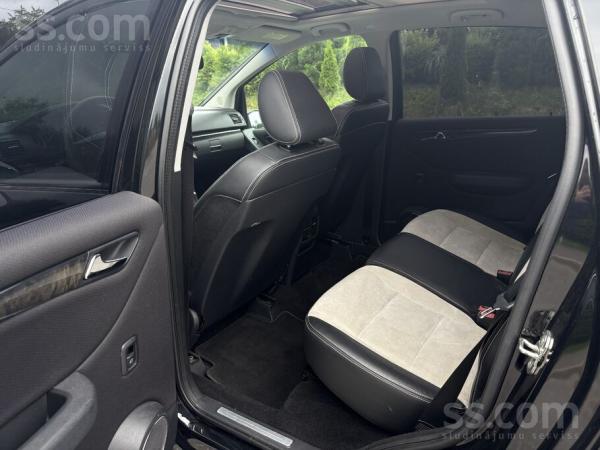 Melns Mercedes-Benz B 200 2007 Rīga, ar dzinēja tilpumu 2.00 L un nobraukumu 191 tūkst. km par 3250 €, foto 6 vietnē AUTOMOTO.COM.LV