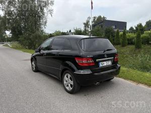 Black Mercedes-Benz B 200 2007 in Riga, with an engine capacity of 2.00 L and mileage of 191 thousand km for 3150 €, photo 4 on AUTOMOTO.COM.LV