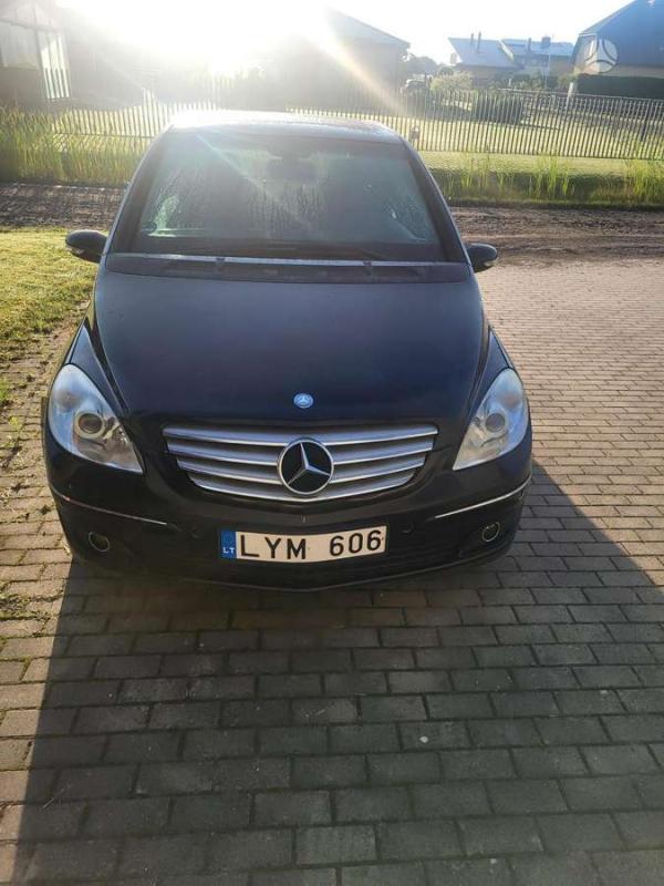 Black Mercedes-Benz B 200 2007 in Panevezys, with an engine capacity of 2.00 L and mileage of 340 thousand km for 1300 €, photo 4 on AUTOMOTO.COM.LV